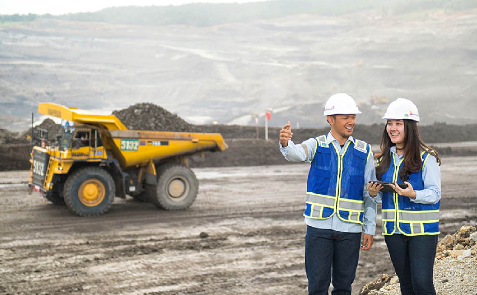 Lowongan Kerja PT Bukit Asam Tbk. terbuka untuk fresh graduate