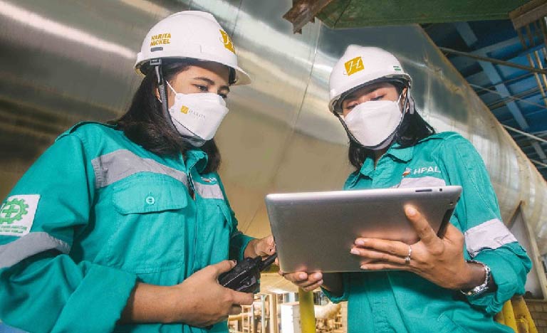 Lowongan Kerja Fresh Graduate PT Halmahera Persada Lygend Gokerja ID