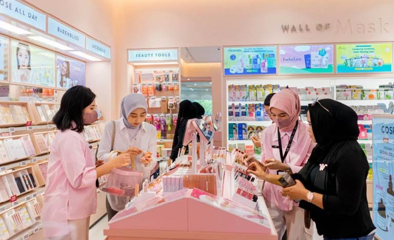 Lowongan Kerja PT Social Bella Indonesia (Sociolla) Gokerja ID
